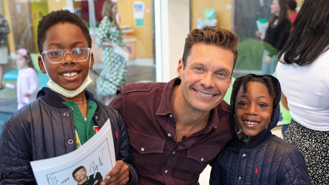 Ryan Seacrest visits Children's Healthcare of Atlanta | 11alive.com