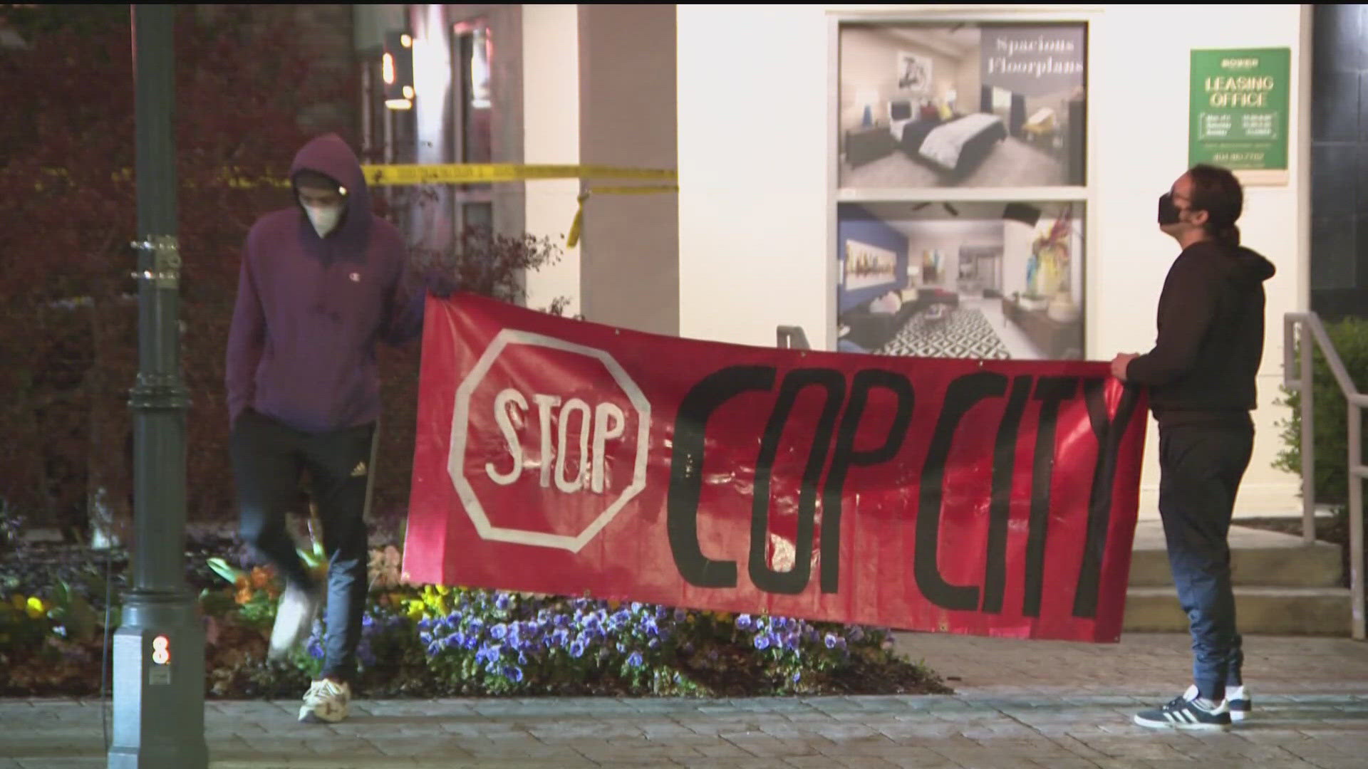 1 taken to hospital after Atlanta house fire | 11alive.com