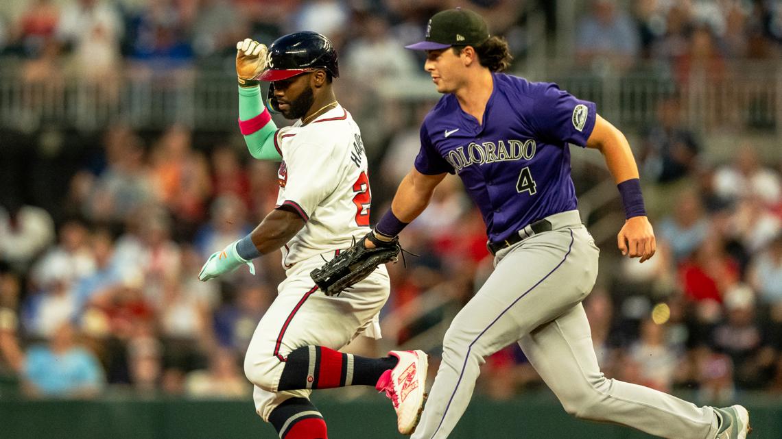 Chris Sale notches 16th win, reaches 200 Ks for 1st time since 2019 as ...