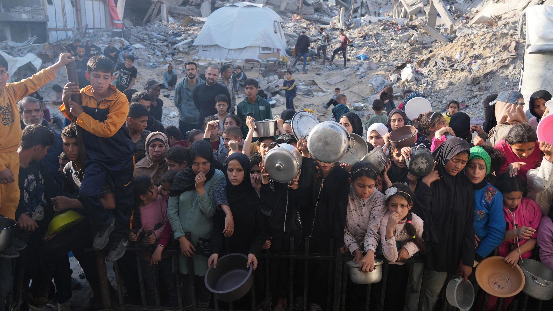 Carter Center calls for end of Israel blockade of Gaza | 11alive.com