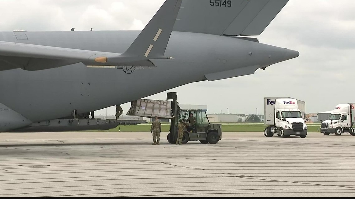 Delta helps Operation Fly Formula bring relief to families | 11alive.com