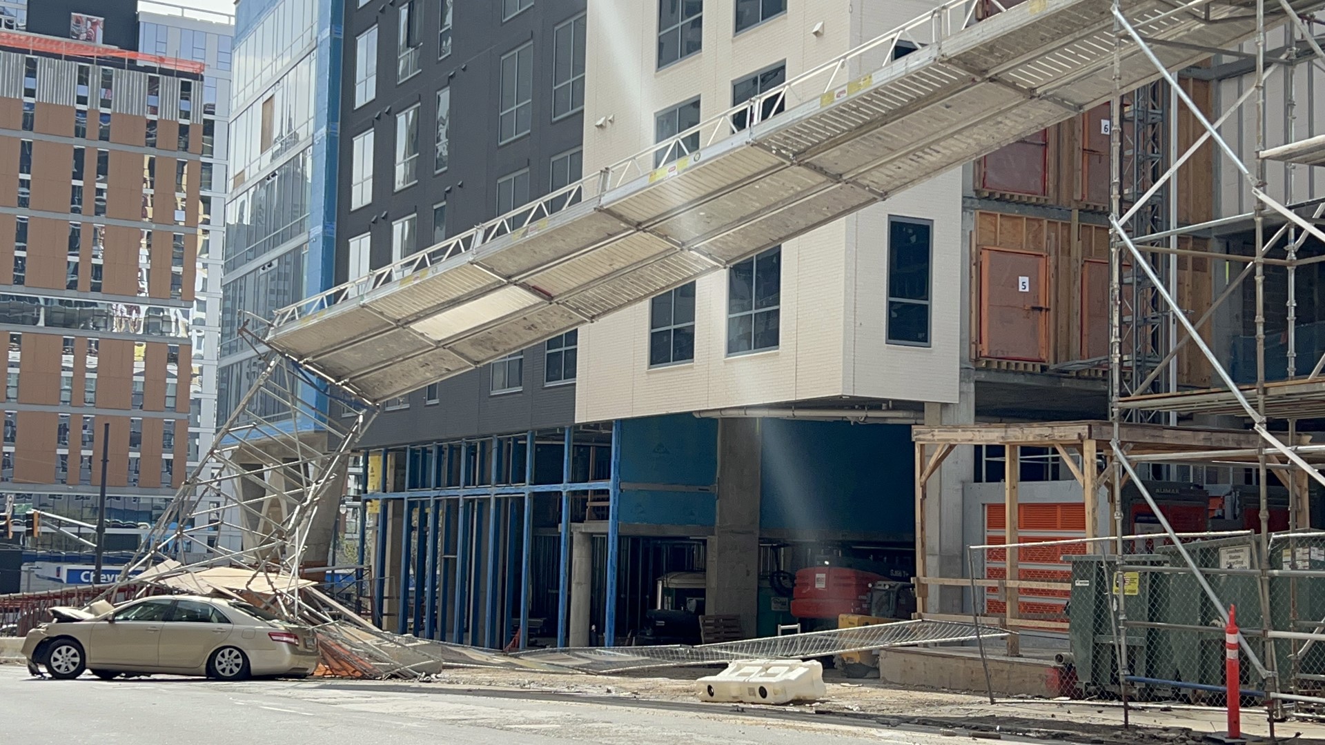 Spring Street and 10th Street Midtown Atlanta crash | 11alive.com