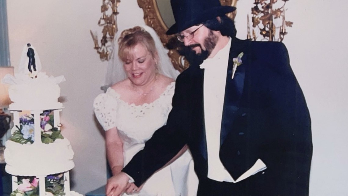 Photos | Clint and Carla Smith along with family | 11alive.com