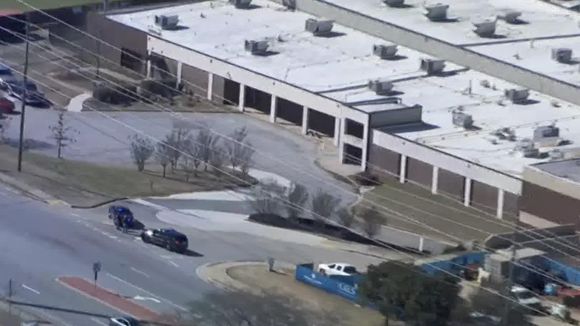 Police go to Sprayberry High after report of weapon in backpack, 'hoax ...