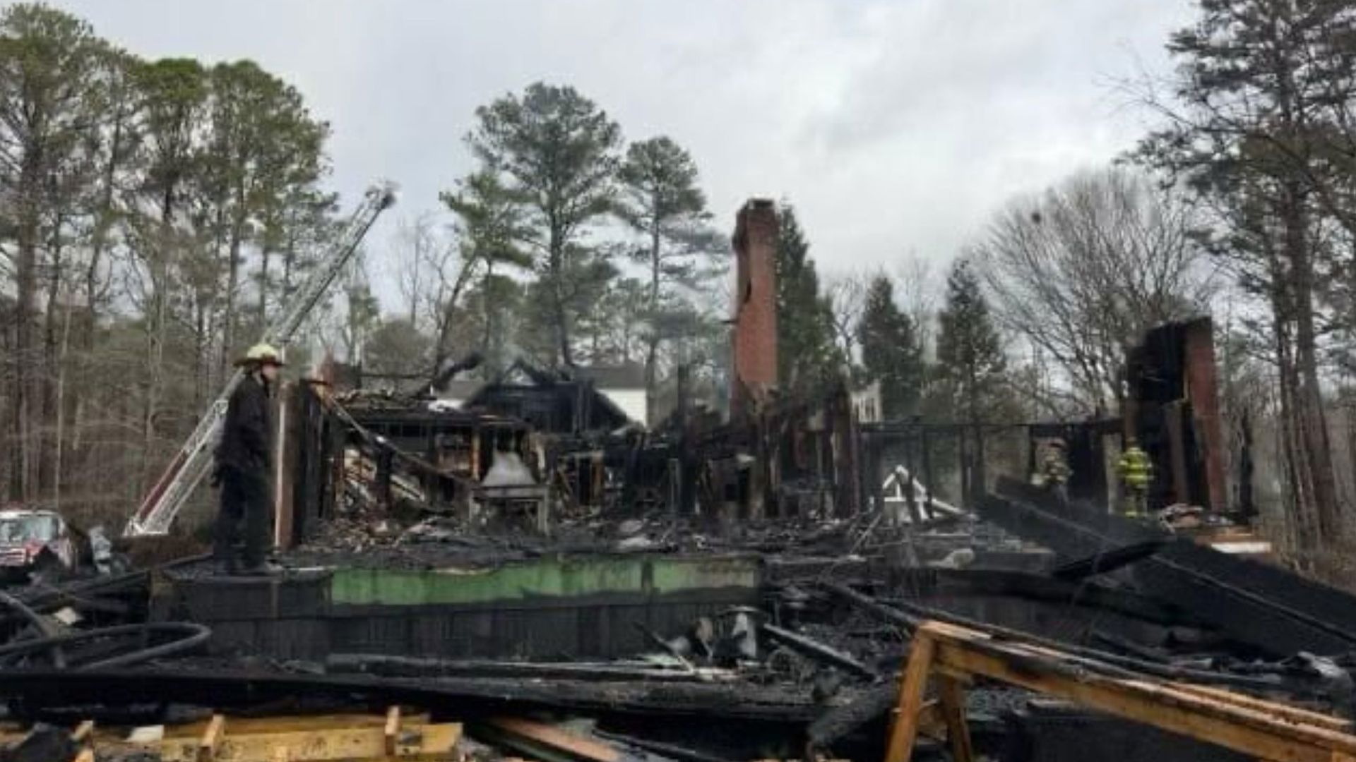 Lightning strike causes fire at home on Woodsong Trail in Cumming ...