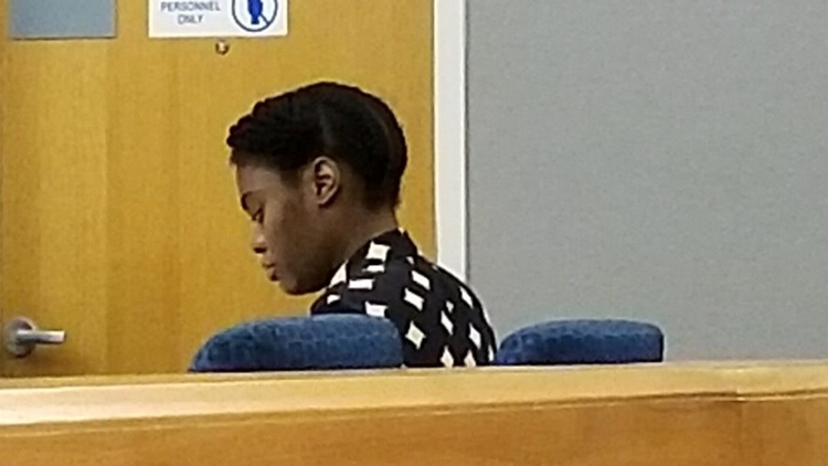 Emani Moss' mother barely speaks during trial | 11alive.com