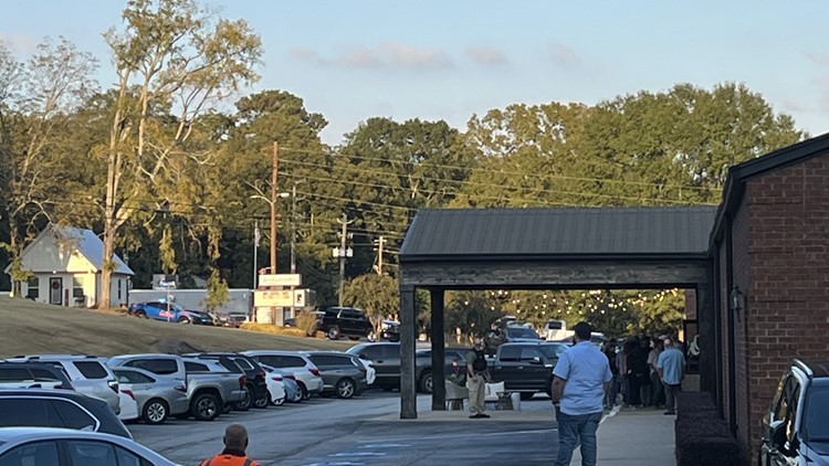 Elijah DeWitt visitation at The Jefferson Church | 11alive.com