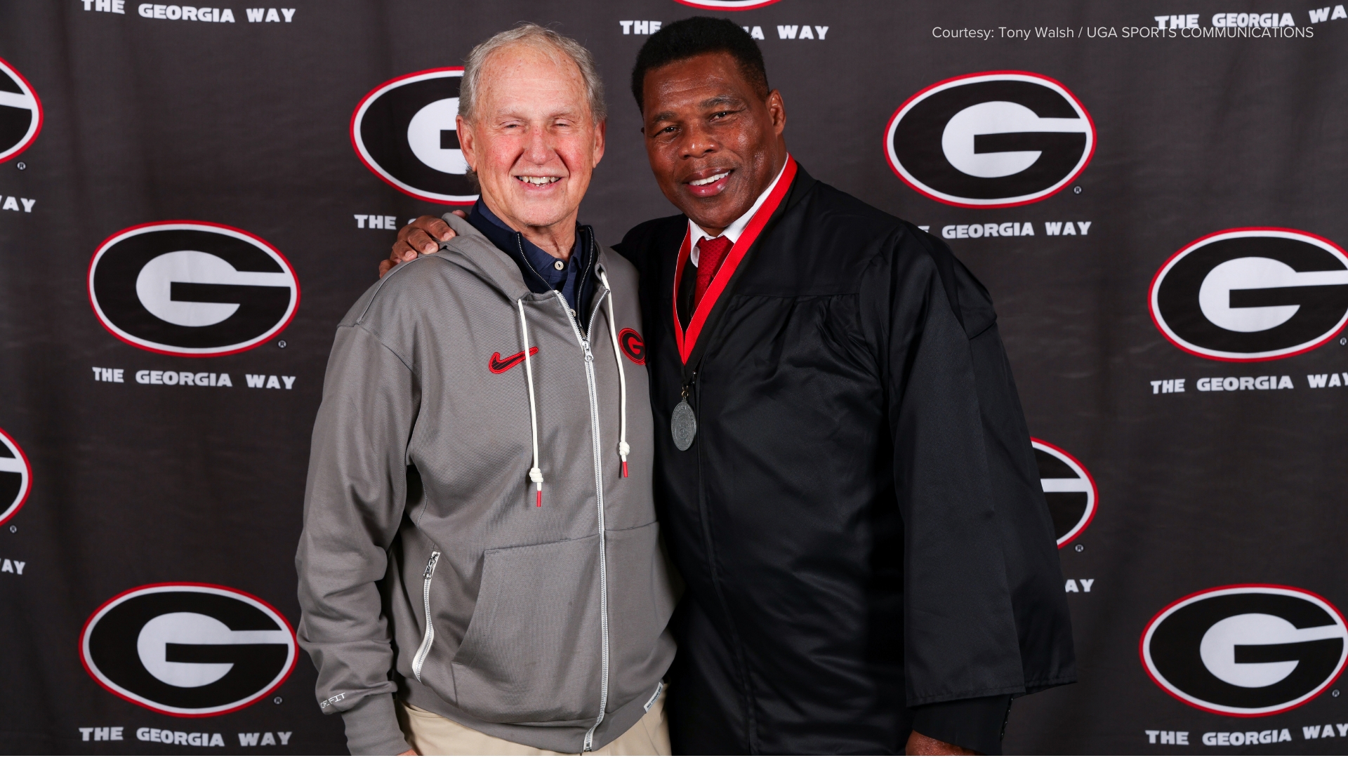 Former Georgia football player Herschel Walker graduates from UGA ...