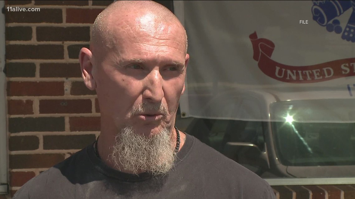 Kelly Loeffler campaign denounces neo-Nazi Chester Doles after selfie ...