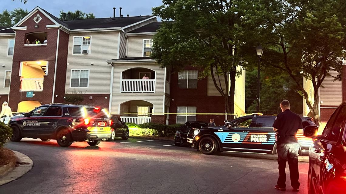 Atlanta's Bankhead Seafood gets grand reopening | 11alive.com