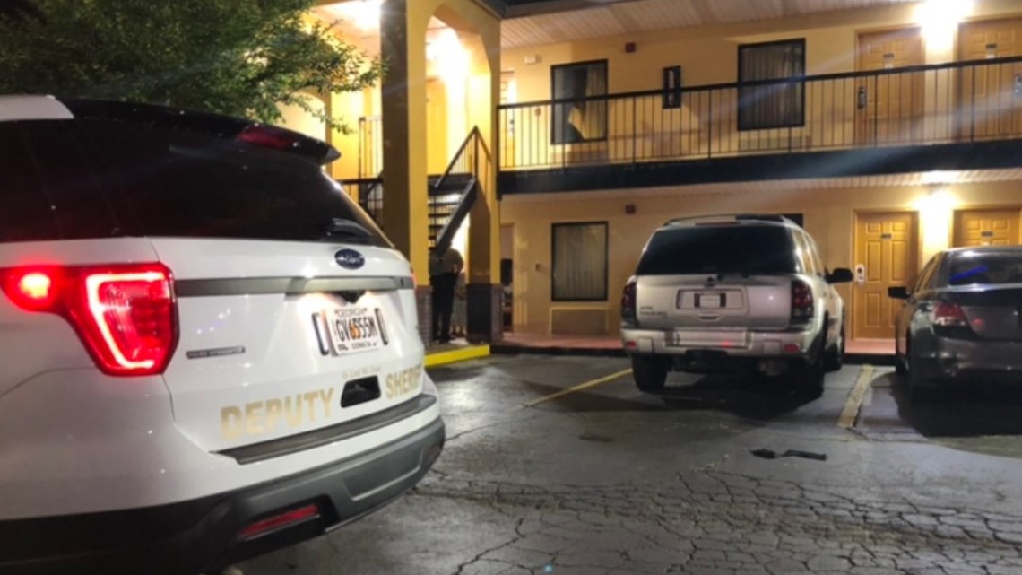 Newnan motel shooting, police standoff | 11alive.com