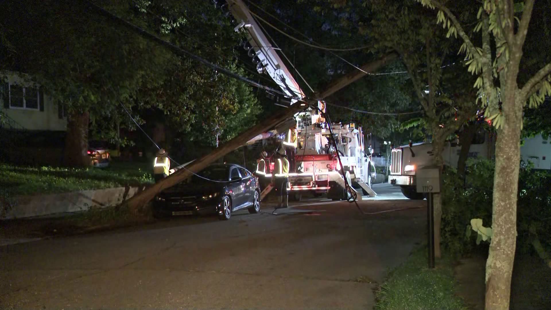 Power poles down, traffic lights blinking after Reynoldstown storm ...
