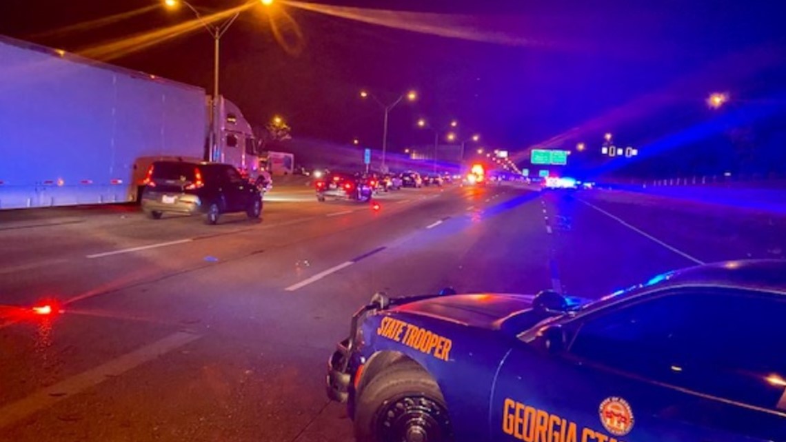 Two killed after police chase in Fulton County | Atlanta | 11alive.com