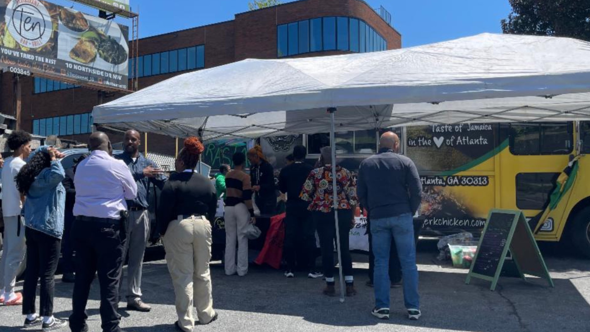 Atlanta's Dat Fire Jerk Chicken opens food truck following fire ...