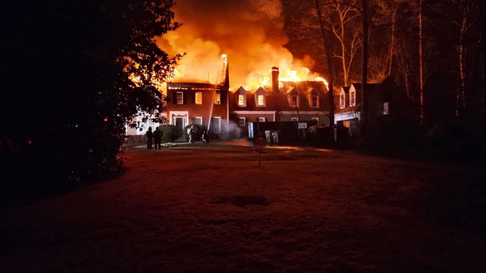 Lightning strike causes fire at home on Woodsong Trail in Cumming ...