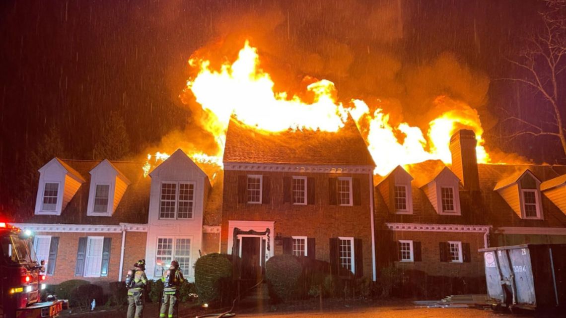 Lightning strike causes fire at home on Woodsong Trail in Cumming ...