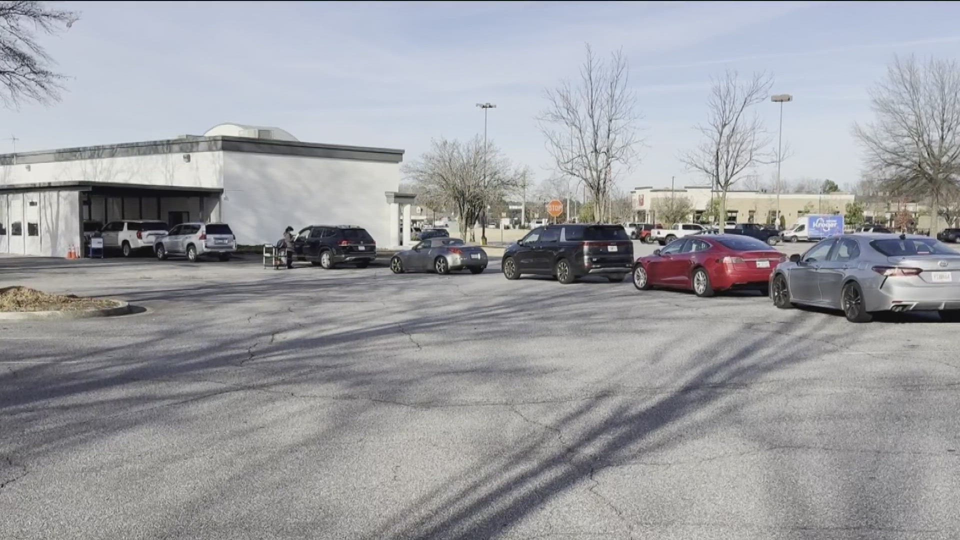 Roswell drive-thru medical clinic opens | 11alive.com