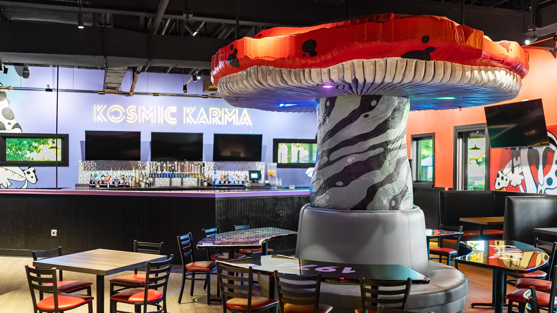 Mellow Mushroom new logo branding store looks | 11alive.com