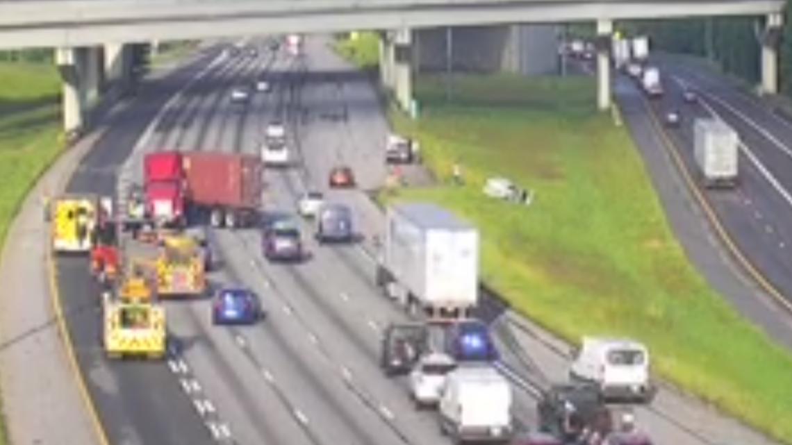 I 85 traffic tractor trailer crash in Gwinnett County | 11alive.com