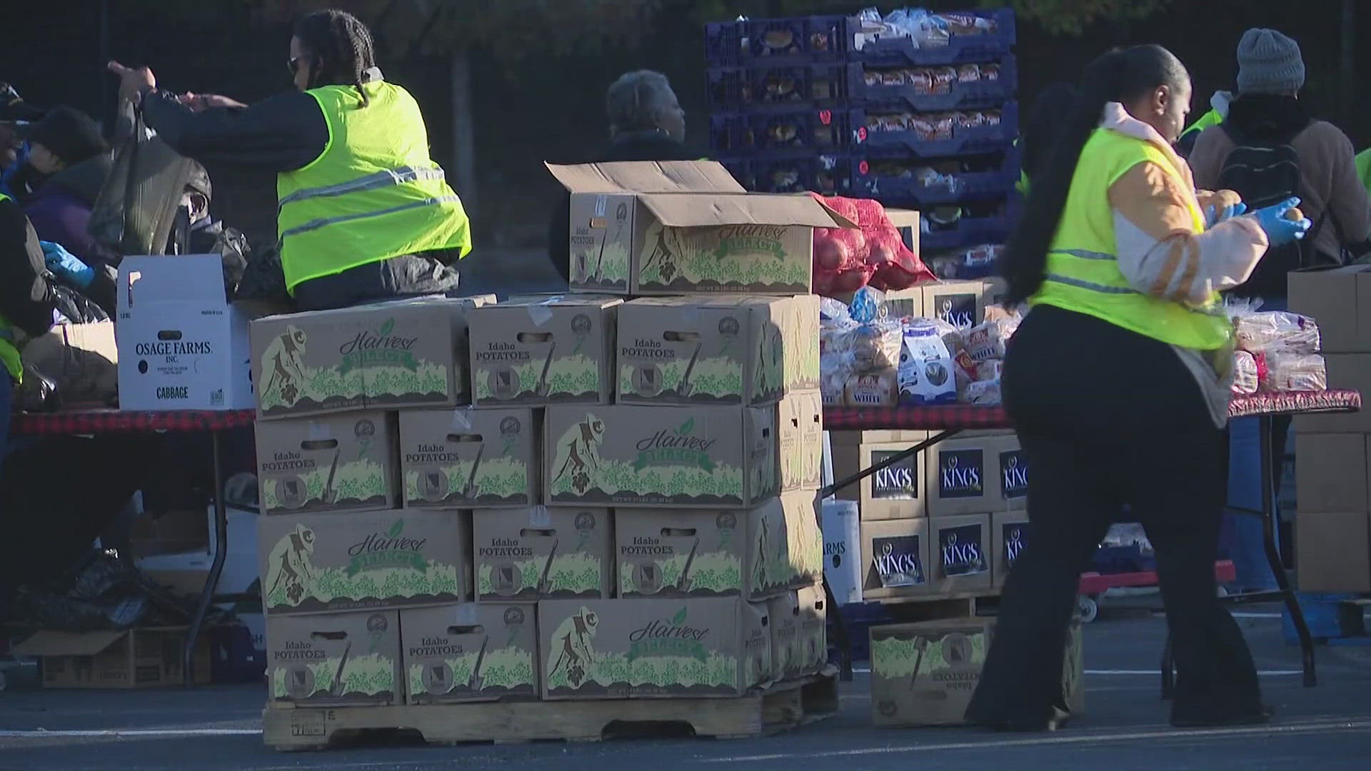 Gridlock Guy: Confusion and gains in HAWK pedestrian signals similar to ...