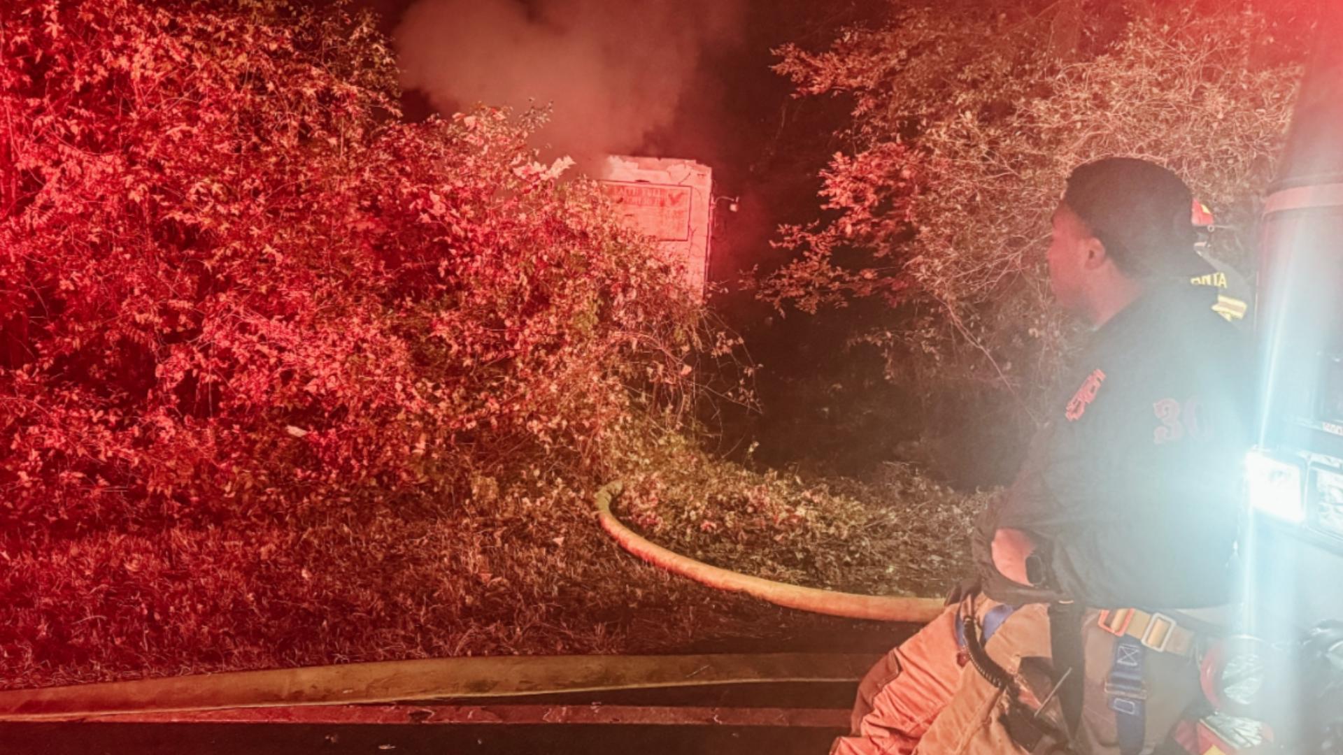 Crews respond to fire in Atlanta's Orchard Knob neighborhood, no ...