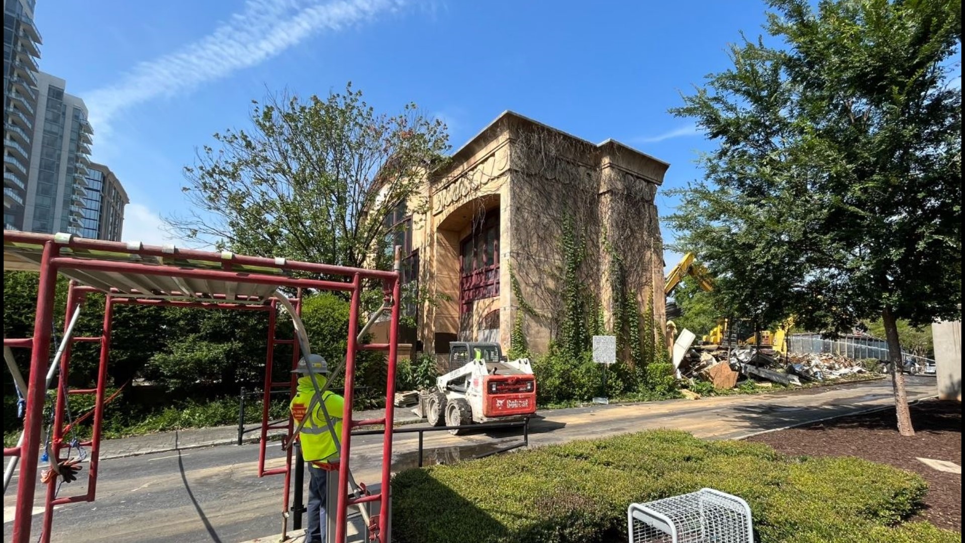 Old Buckhead Cheesecake Factory restaurant demolished | 11alive.com