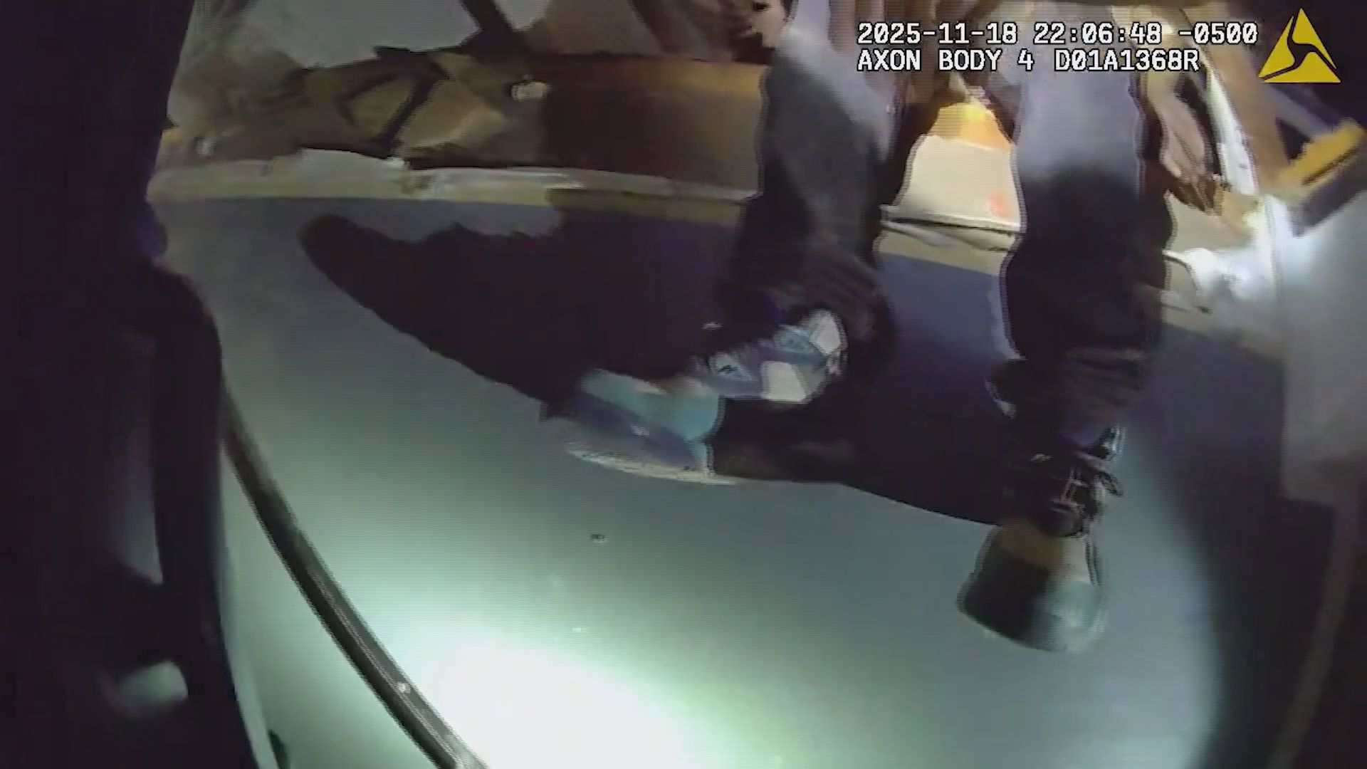 Bodycam video | Police help rescue man after Downtown Atlanta explosion ...