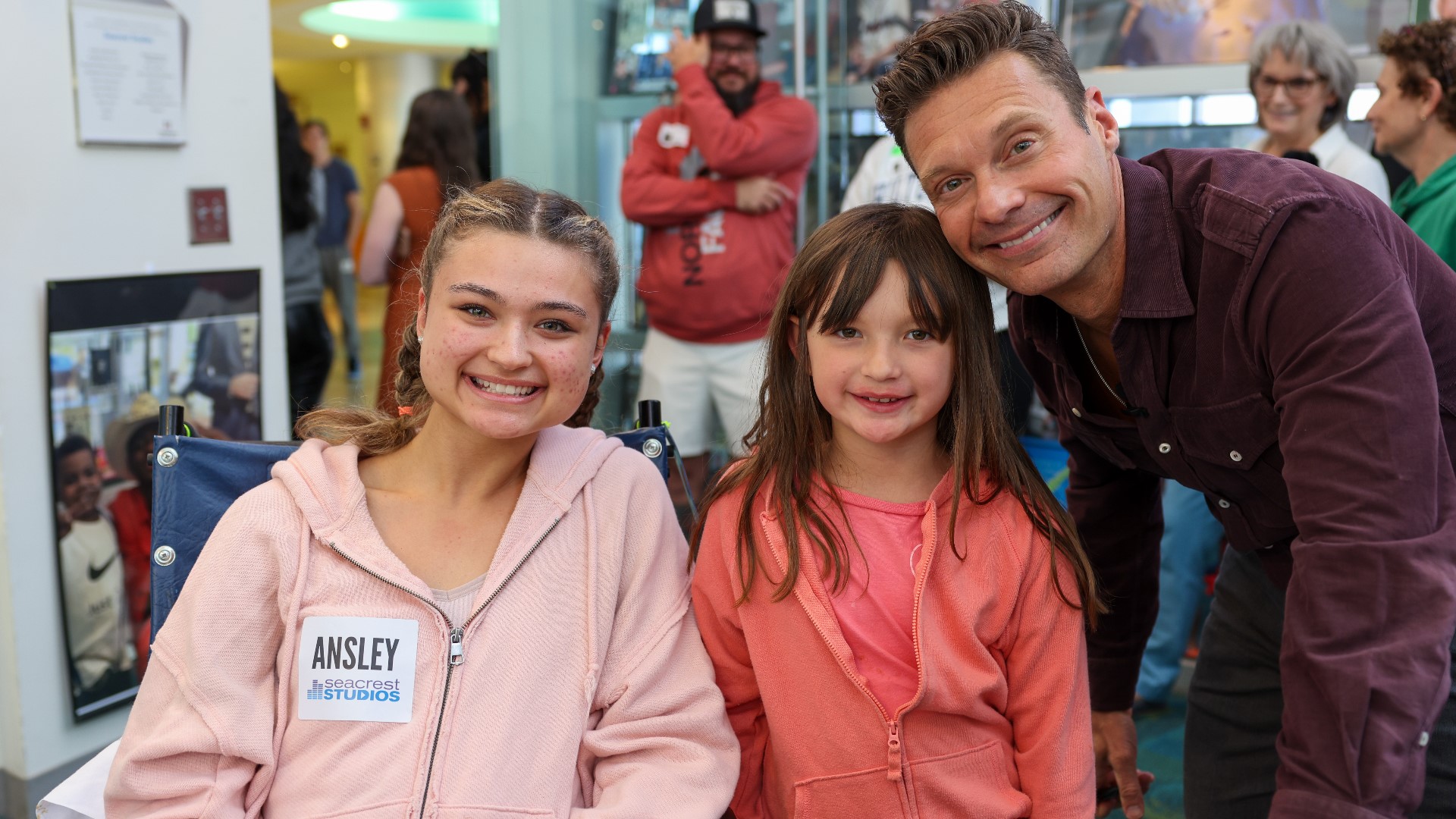 Ryan Seacrest visits Children's Healthcare of Atlanta | 11alive.com