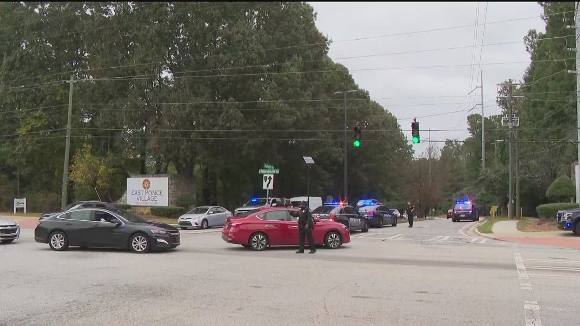 Search for murder suspect | DeKalb deputy hurt by wanted man, residents ...