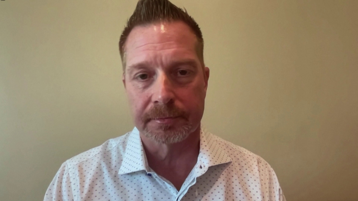 CrowdStrike CEO apologizes for widespread outage impacting airlines ...