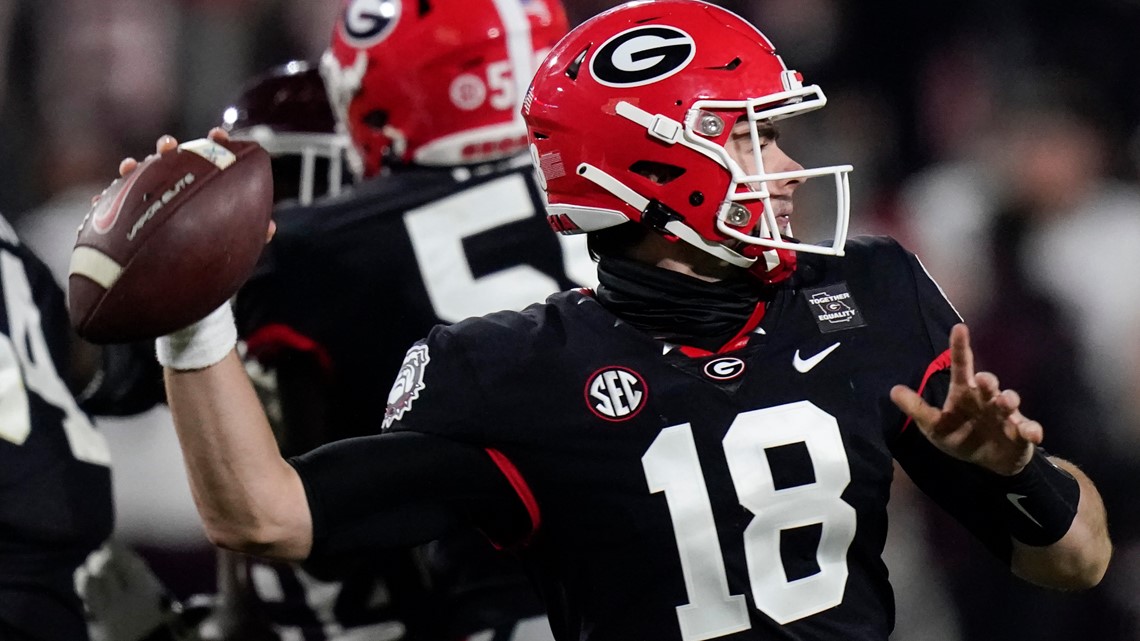JT Daniels' UGA debut vs. Mississippi State brings win | 11alive.com
