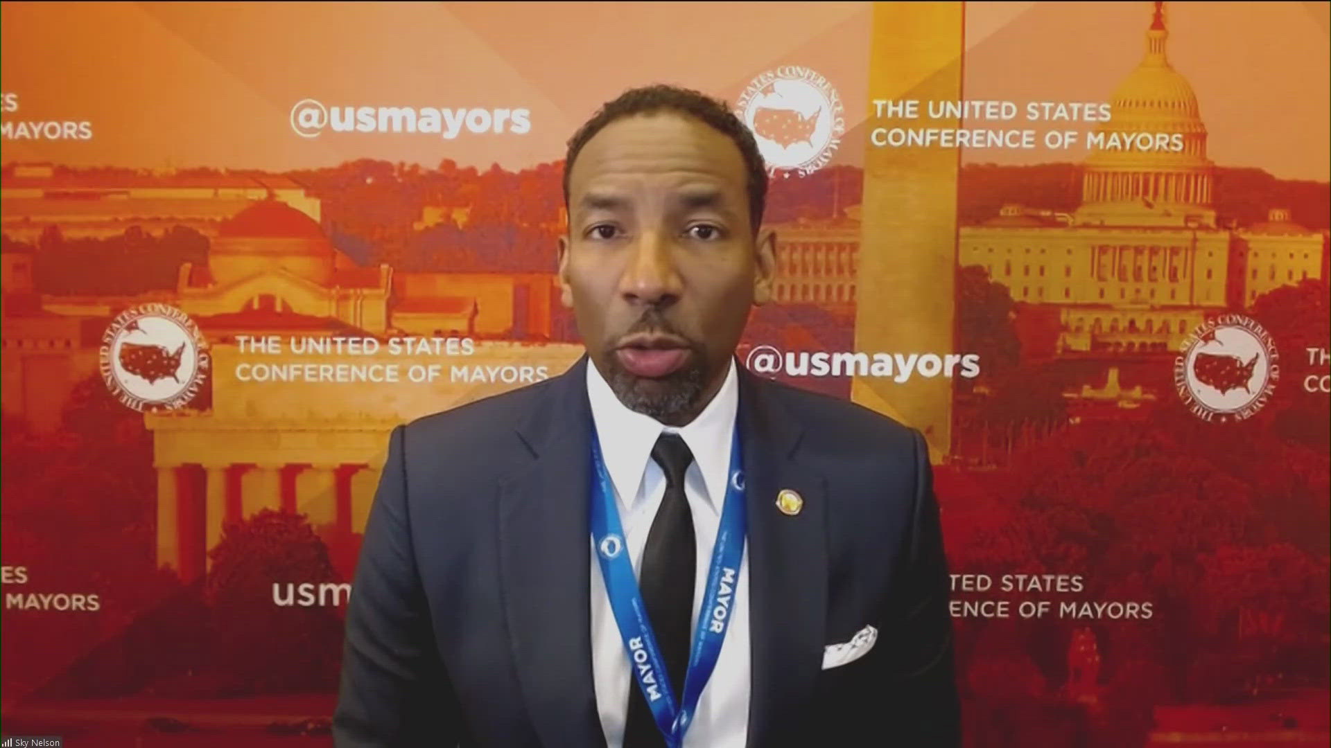 Atlanta mayor collaborates on food security, housing | 11alive.com