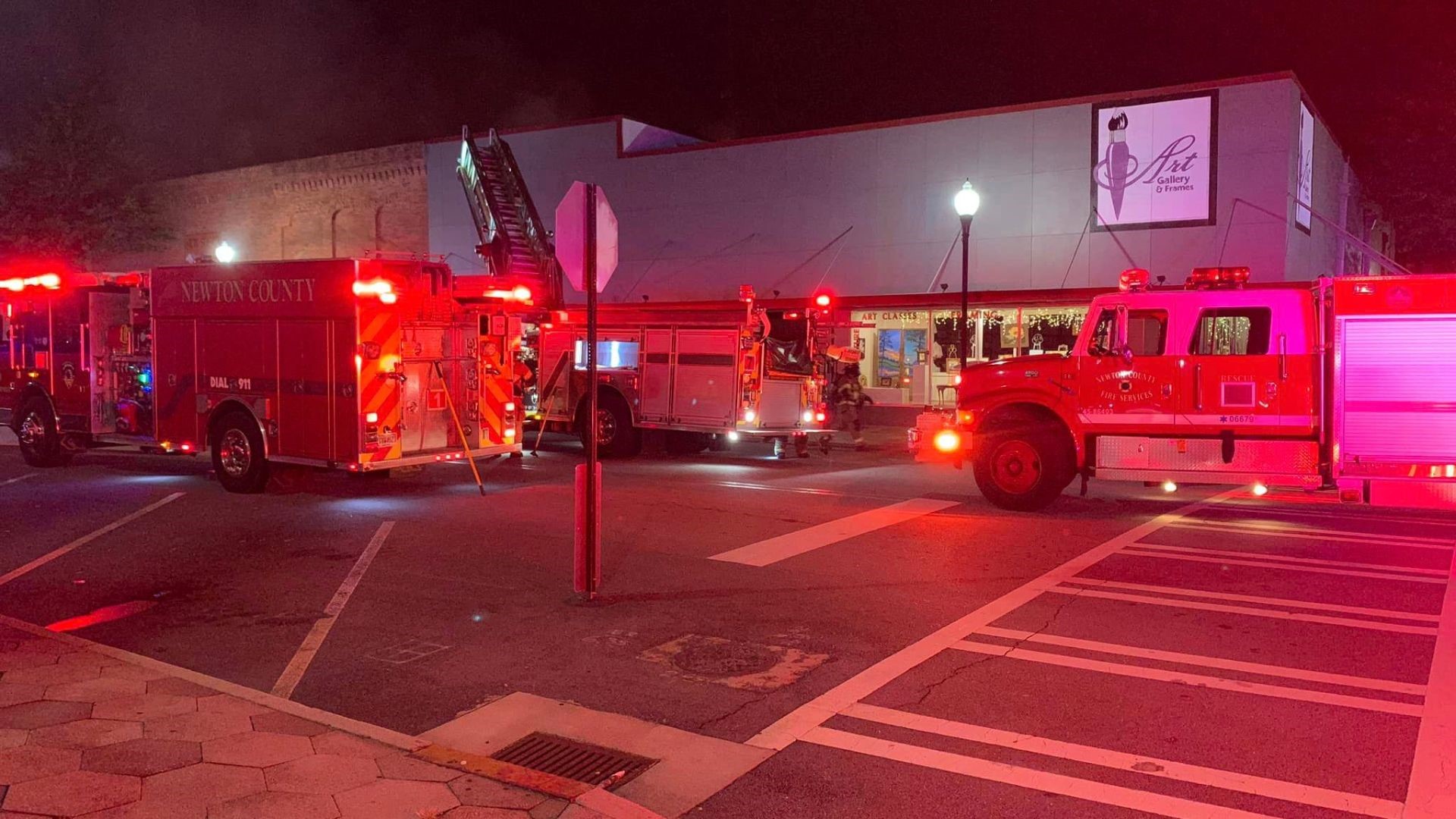 Fire engulfs Covington Square on movie night; businesses in ruins ...