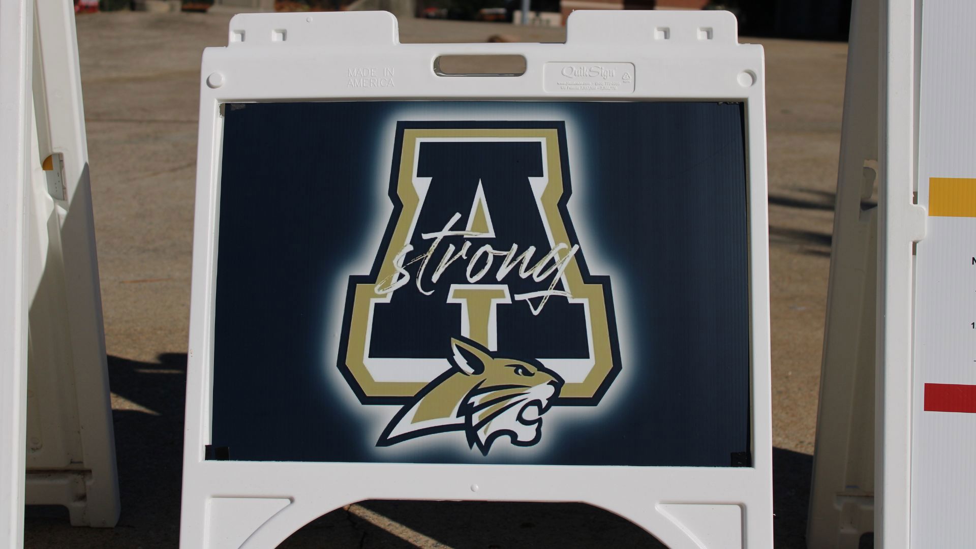Apalachee football team plays first game since deadly attack | 11alive.com