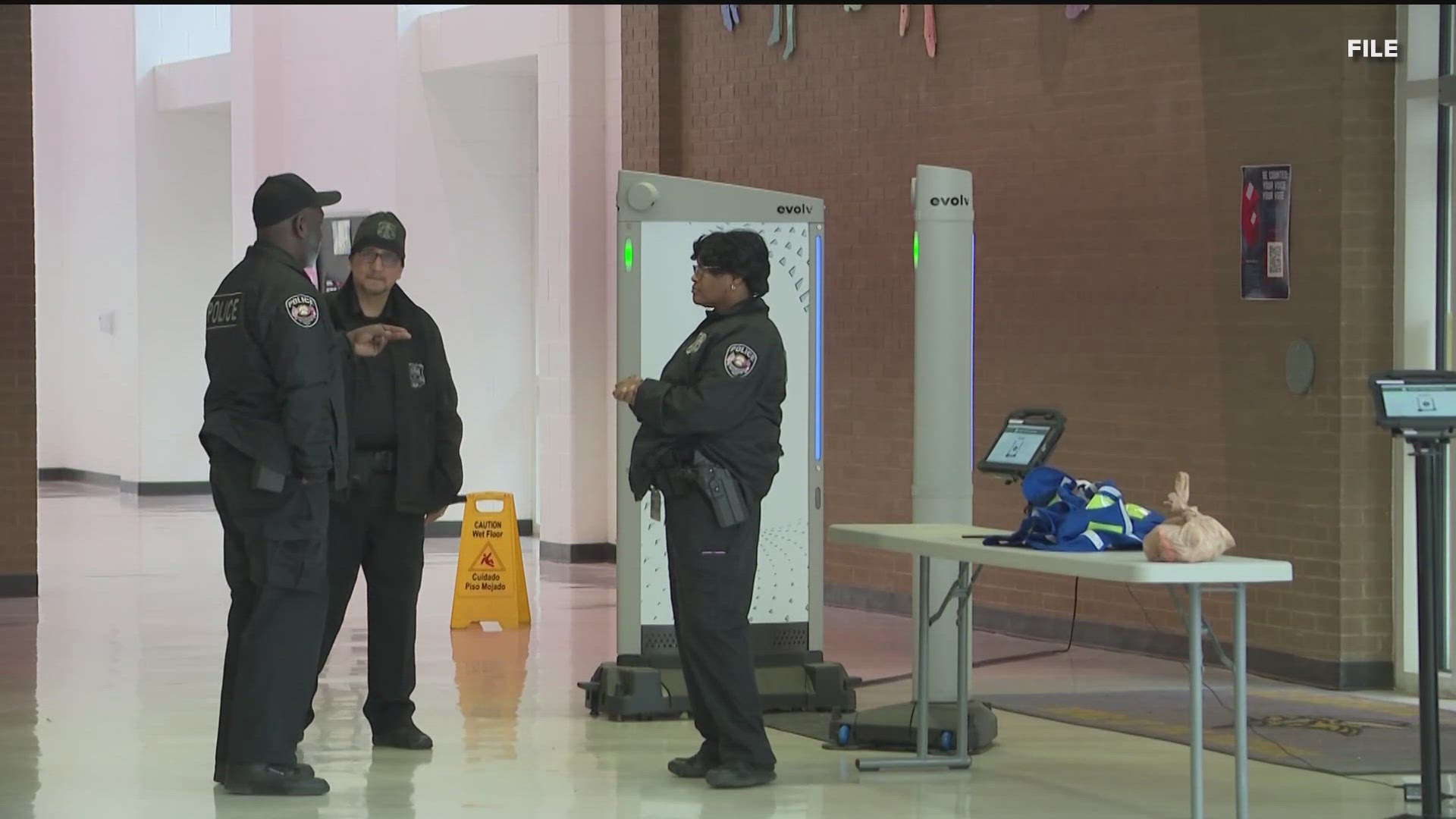 Panel advances bill requiring weapons detection at schools | 11alive.com