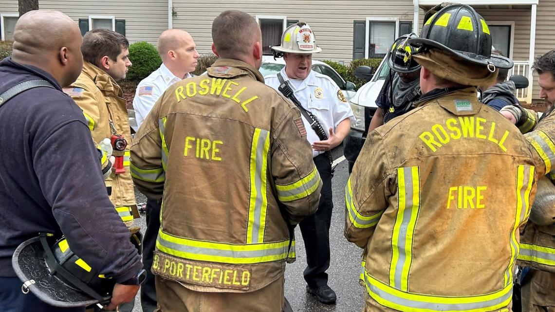 Red Cross assists after Roswell apartment fire | 11alive.com