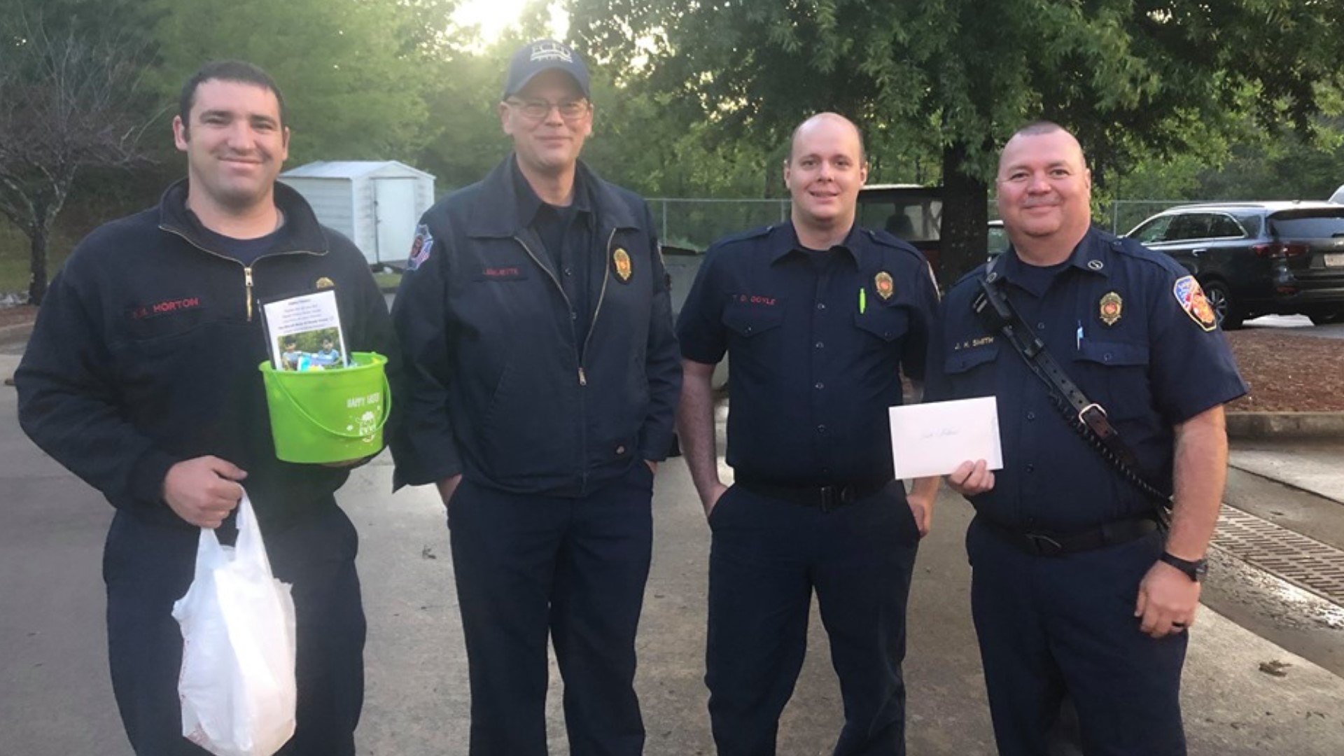 Two brothers dubbed 'Biscuit Brothers' feed first responders | 11alive.com