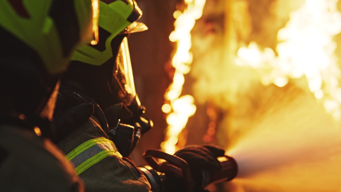 LaGrange firefighters battled two house fires at the same time ...