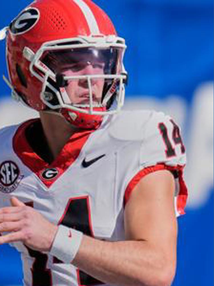 Georgia stays put, Georgia Tech tumbles in latest AP top-25 poll ...