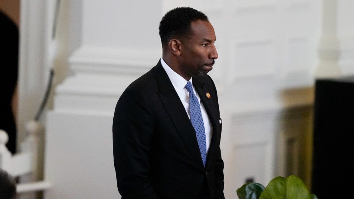 Atlanta Mayor Andre Dickens announces aid for homeless | 11alive.com