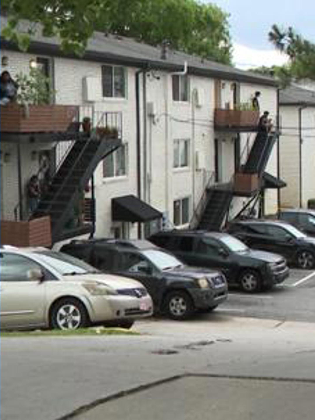 USPS carriers, bank manager collude with felon in scheme to steal mail ...