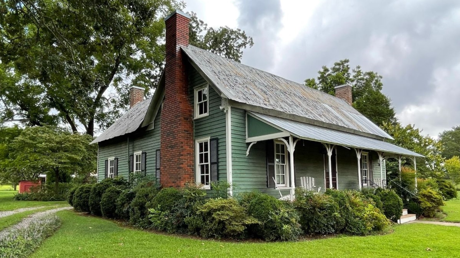 Historic Roswell Pierce Hembree farmhouse sold | 11alive.com