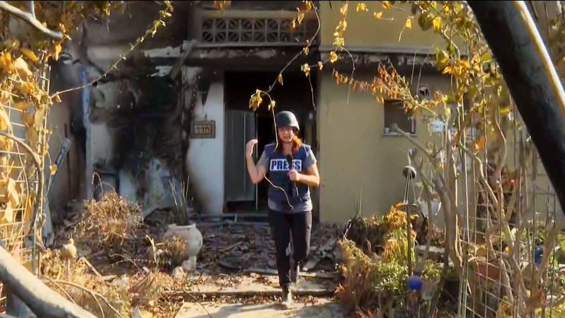 Report from Be'eri, Israel massacre site | 11alive.com