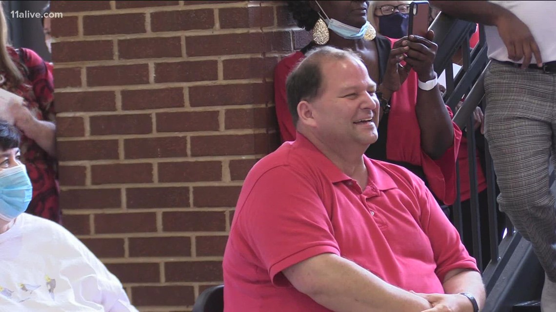 Former student celebrates 30 years as custodian | 11alive.com