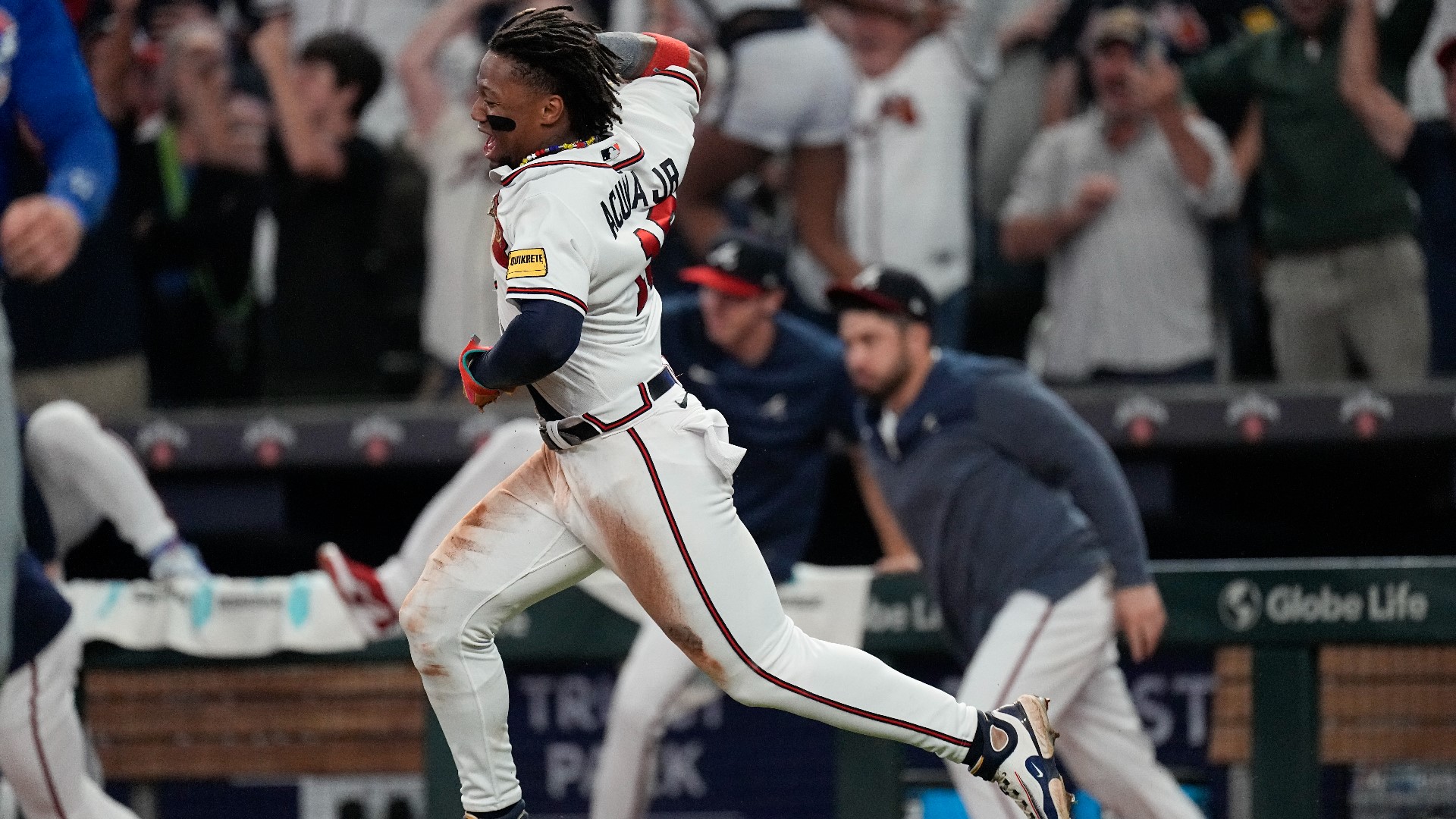 Braves clinch top seed in NL as Acuna becomes first 40-70 player ...