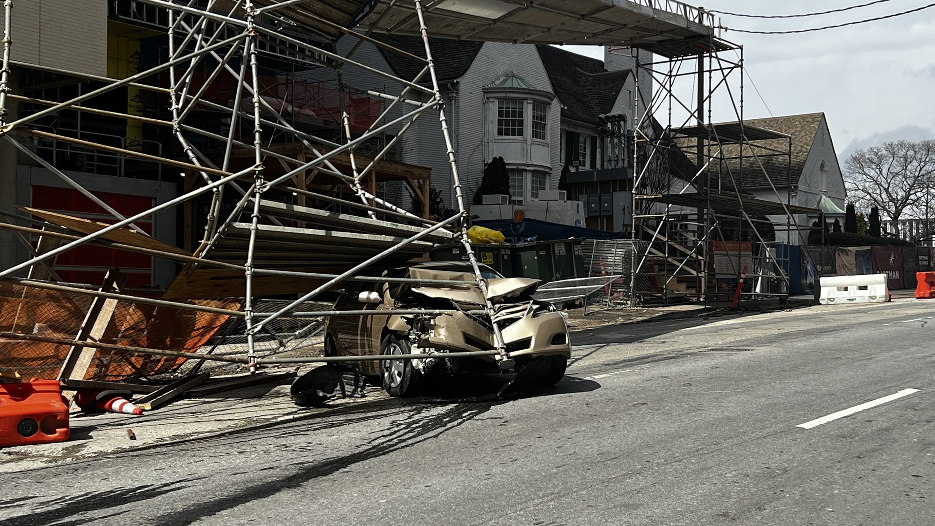 Spring Street and 10th Street Midtown Atlanta crash | 11alive.com