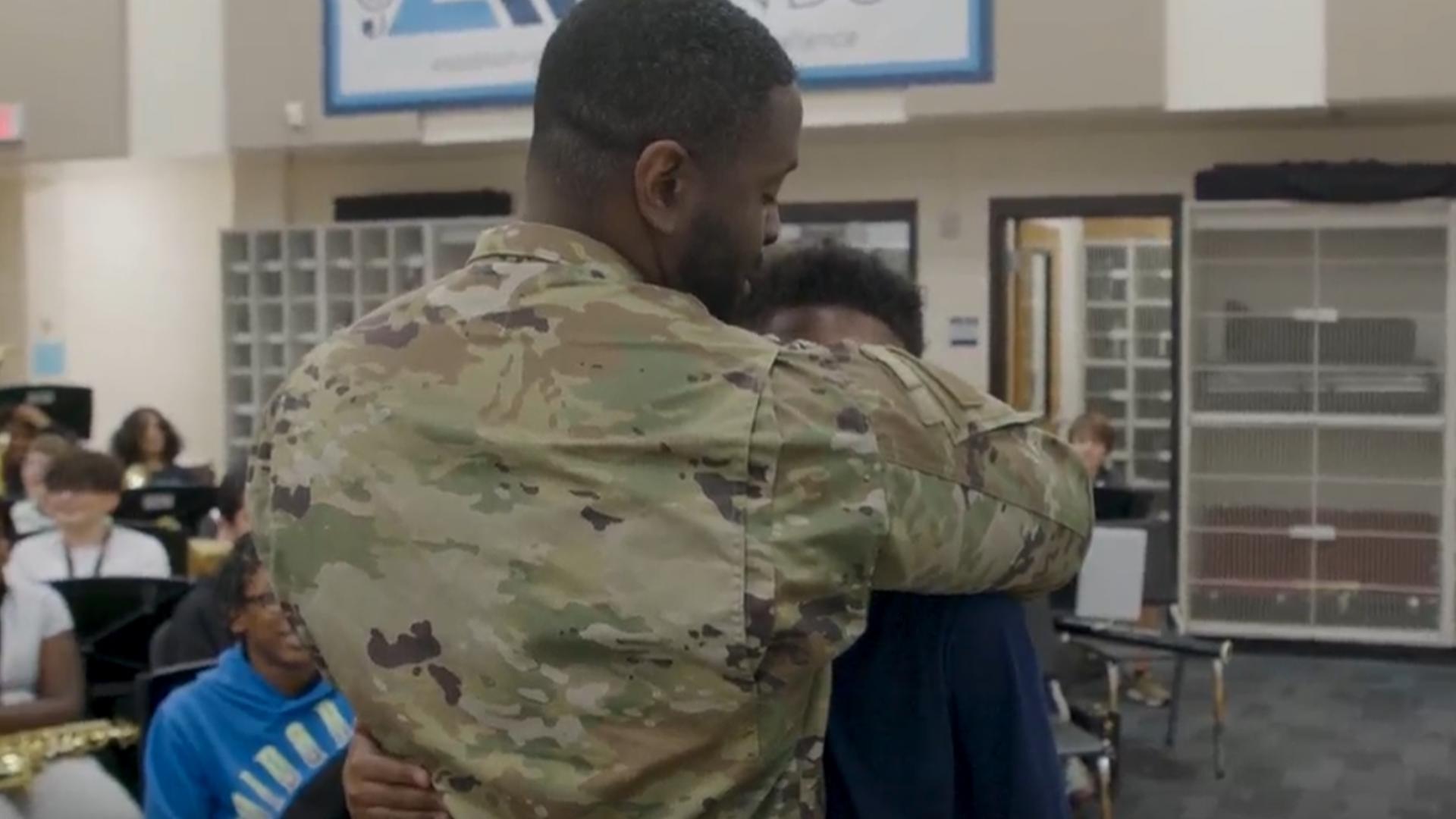 VIDEO | Boy brought to tears by military dad's surprise return on ...