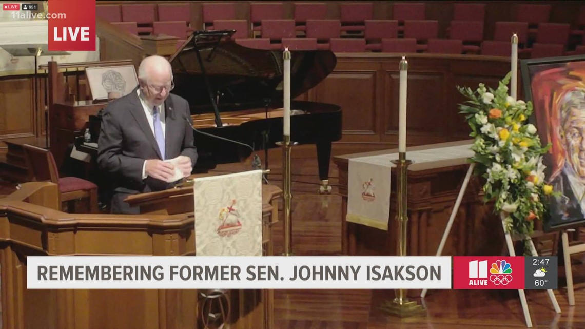 Former Sen. Saxby Chambliss delivers words of remembrance at Johnny ...
