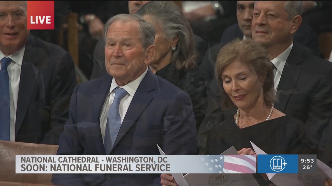 Former President Bush sits with other living presidents at Jimmy Carter ...