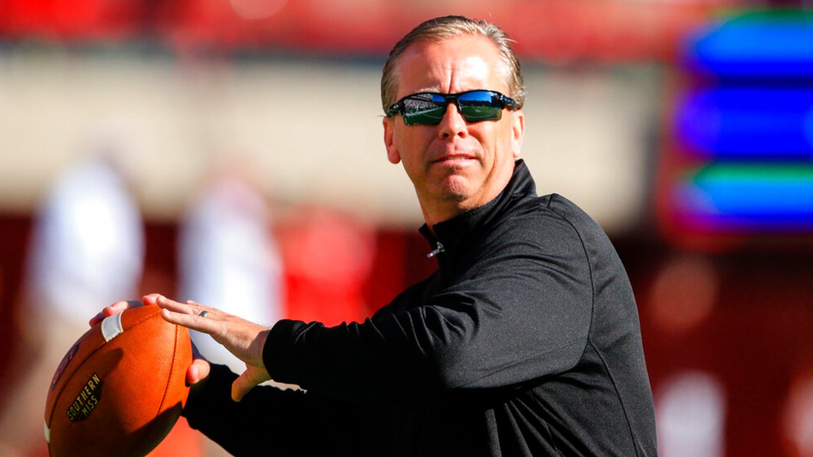 UGA Bulldogs offensive coordinator speaks ahead of Alabama game ...